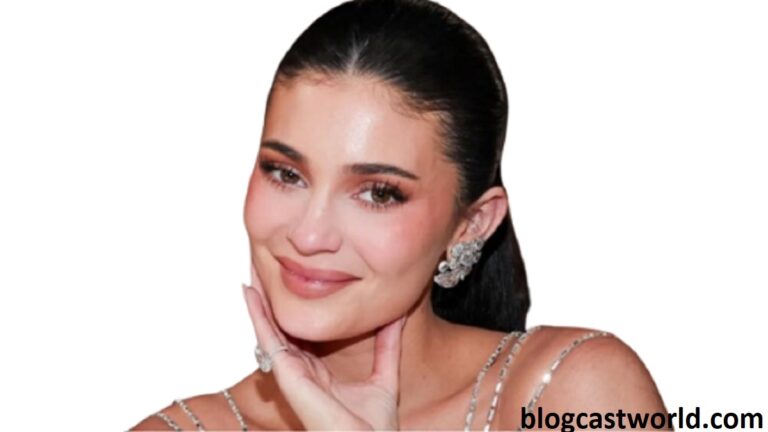 Kylie Jenner Bio: Age, Height, Net Worth, & Lifestyle